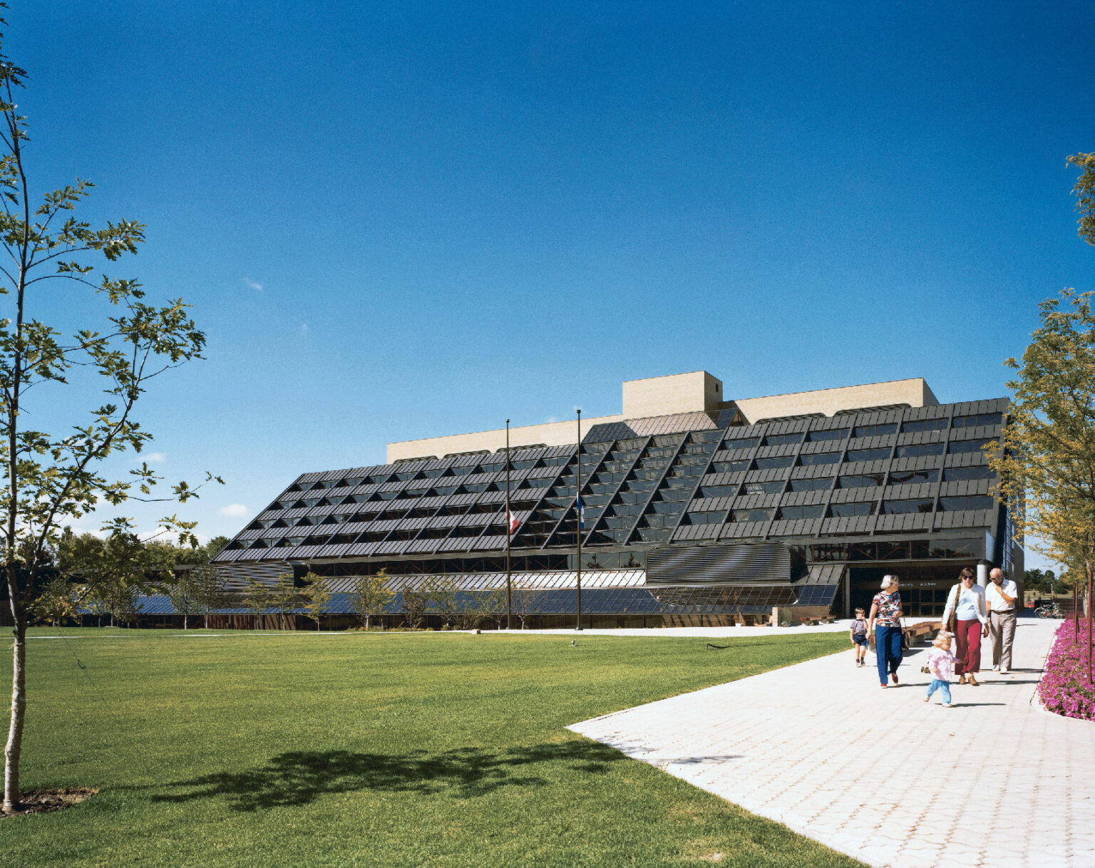 Medical Sciences Building, University of Toronto - TSA